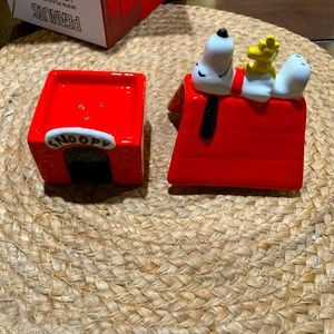 Peanuts | Dining | Peanuts Snoopy Salt And Pepper Shakers | Poshmark